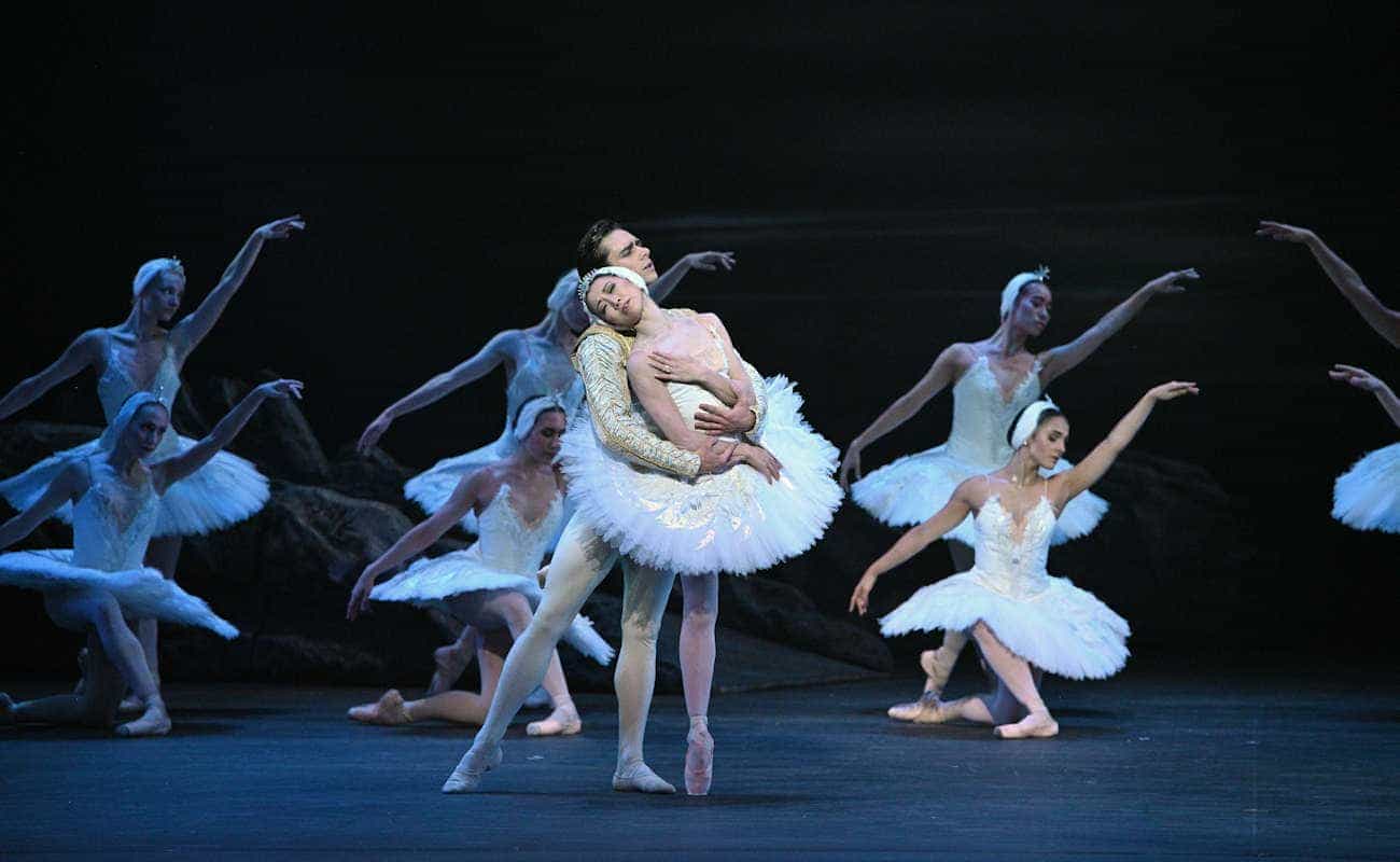 REVIEW - English National Ballet's Swan Lake stands the test of time ...